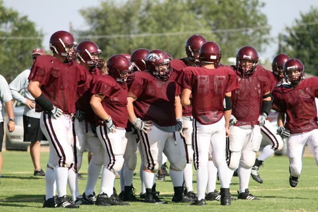 Clarendon ISD - Clarendon Broncos Football