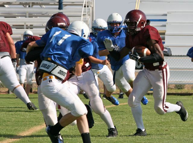 Clarendon ISD - Clarendon Broncos Football