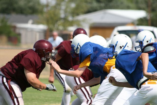Clarendon ISD - Clarendon Broncos Football