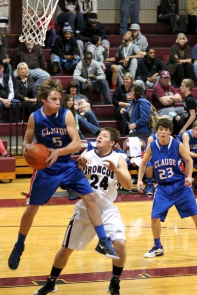 Clarendon ISD - Photos from Broncos vs Claude Mustangs on 1/8/13